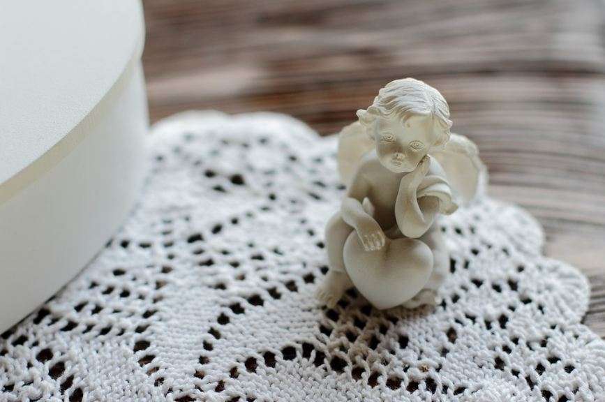 Fabulous Craft Angels for Seniors and Elderly - Care for Yoo